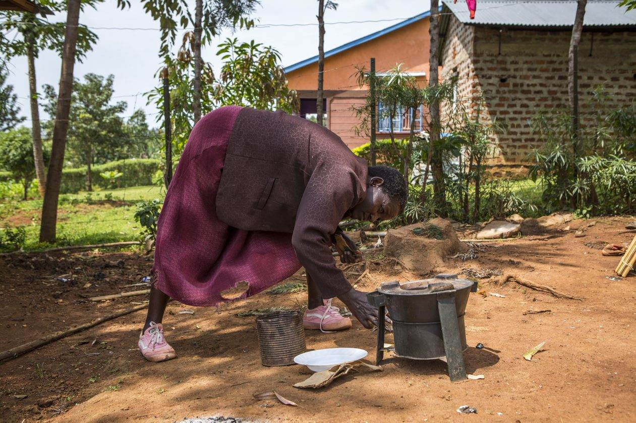 Rural Kenyans to enjoy smart stoves and healthier homes - Practical Action